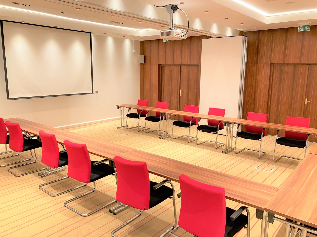 Pronájem konferenčních prostor na Praze 5 Smíchov | I Love Meeting